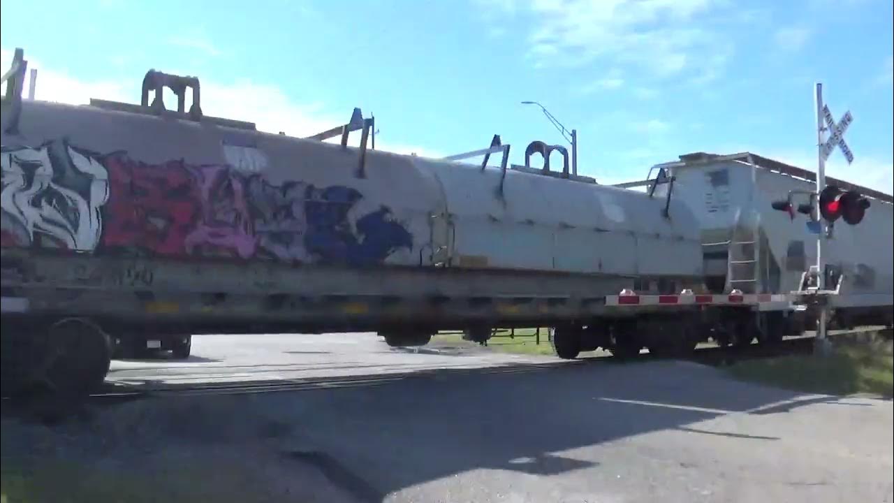 UP 6??? SB With GEVO Power Leads Manifest DPU Mid CN Magnolia,Tx - YouTube