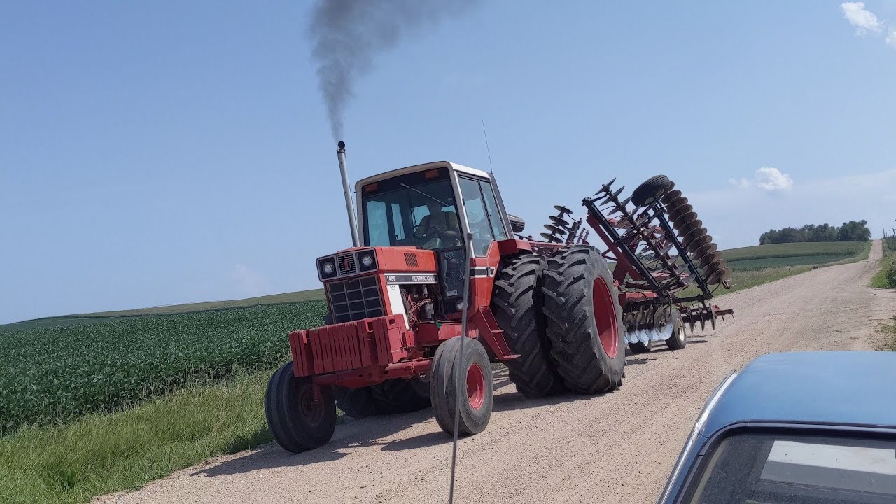 1486 INTERNATIONAL HARVESTER Clips | Pure Sound - YouTube