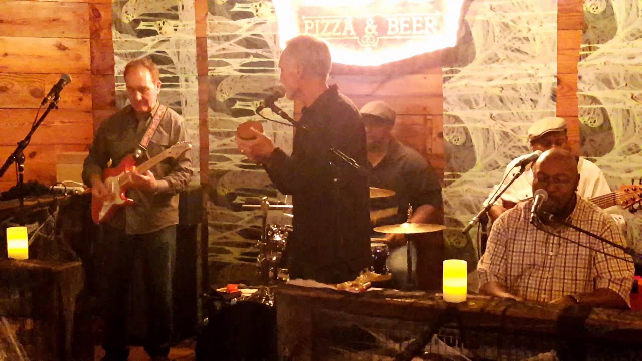 BUSTER BROWN BAND at Taverna Rossa 10/31/2015 - YouTube