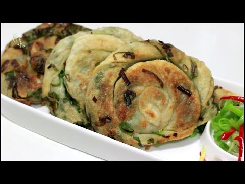 匠弄。宜蘭蔥餅 蔥綠篇 Awesome spring onion roll, Taiwanese Ilan style - YouTube