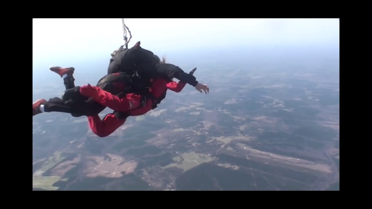 Virginia Skydiving Center - Brooke Greene - YouTube