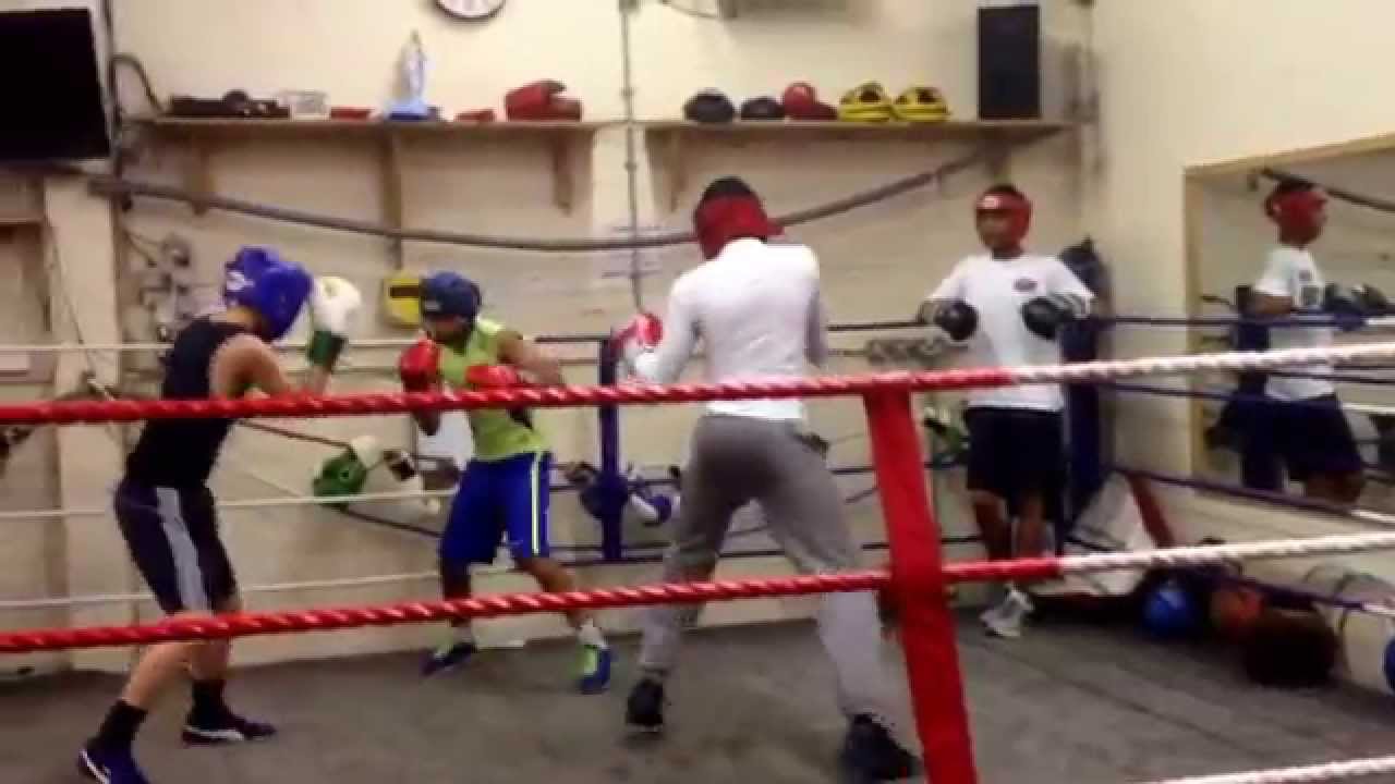 Moss Side Fire Station Boxing Club 12/07/14 - YouTube