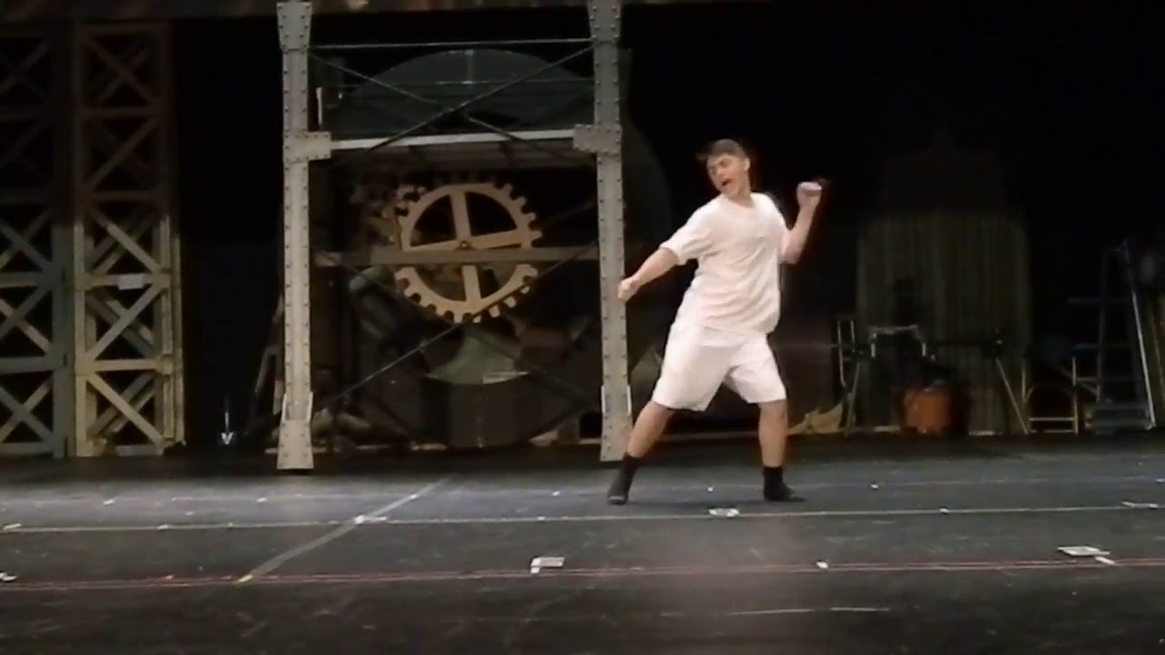 Niko Dancing - YouTube