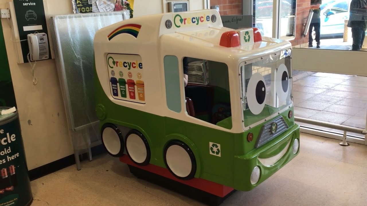 A hour fun with Freddy - YouTube