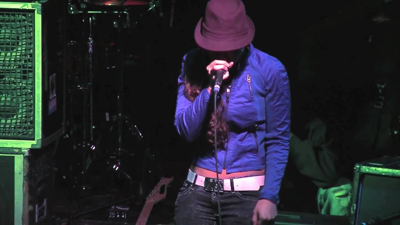 Butterscotch Beat Boxing @ Voodoo Lounge - YouTube