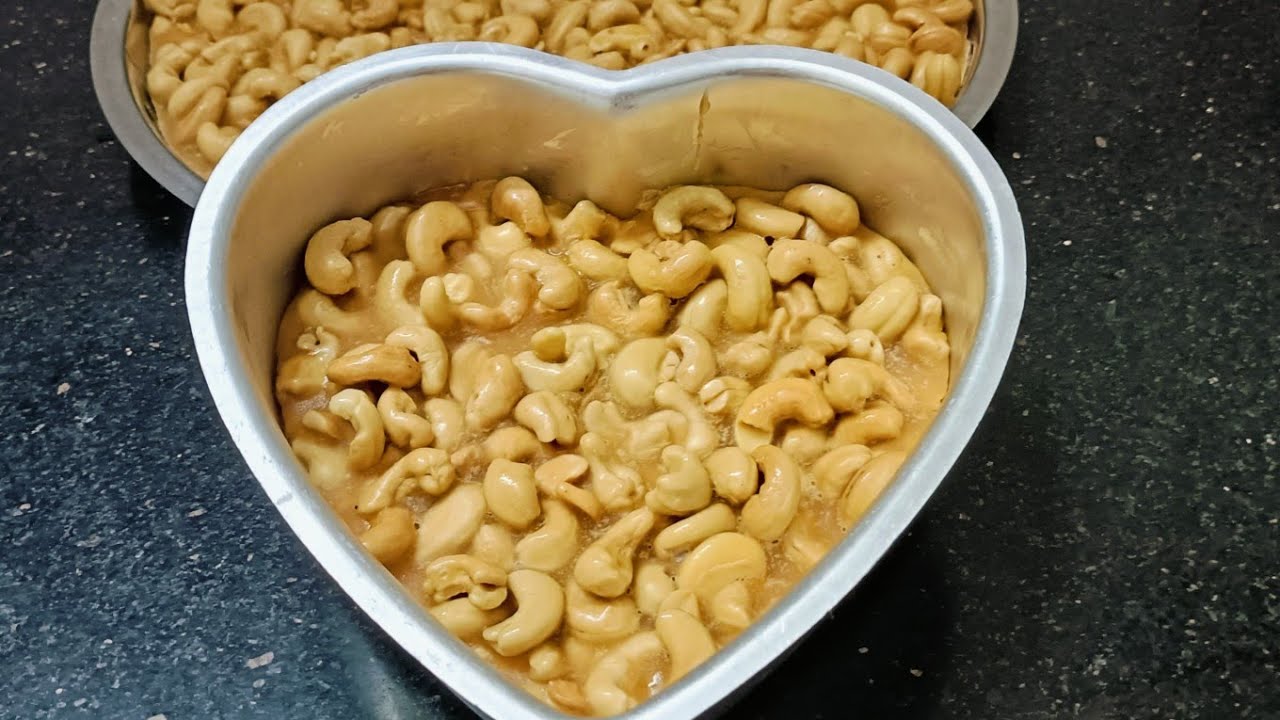 జీడిపప్పు చిక్కి తయారీ విధానం 😋 jeedi Pappu Pakkam llcashewnut chikki👌 ...