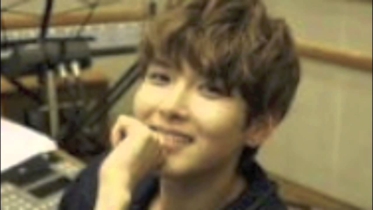 Super Junior Ryeowook sings "봄날(One Fine Spring Day)" Piano Cover - YouTube