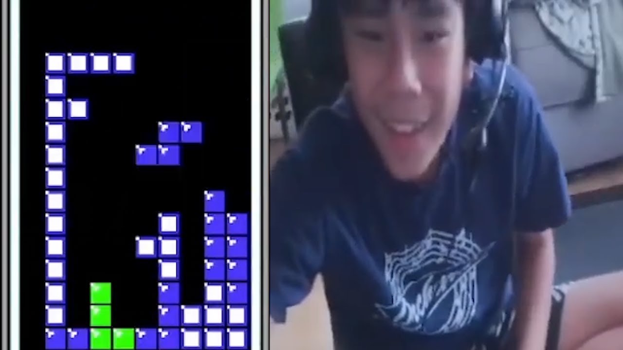 Alex T Gets an F in Tetris, Kicks Chair After Match - YouTube