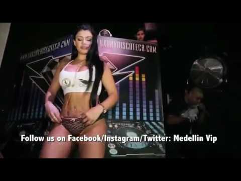 Culos y tetas grandes