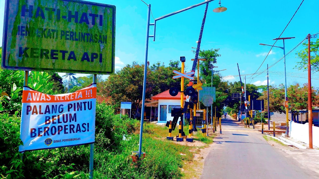 RAILWAY CROSSING, COMING SOON...‼️ Segera Aktif Perlintasan Kereta Api ...