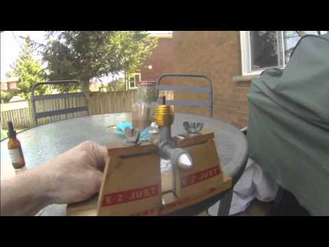 Mills .75 model diesel engine - YouTube