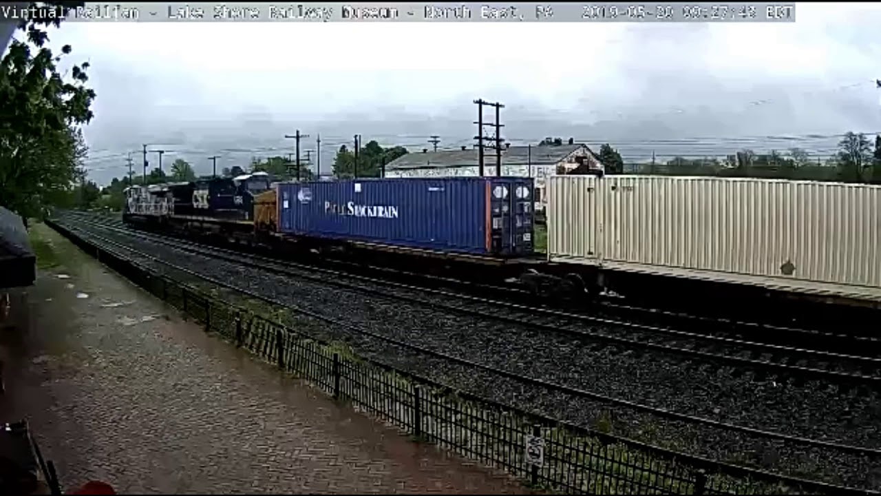 CSX 1776 and 911 as DPU - YouTube