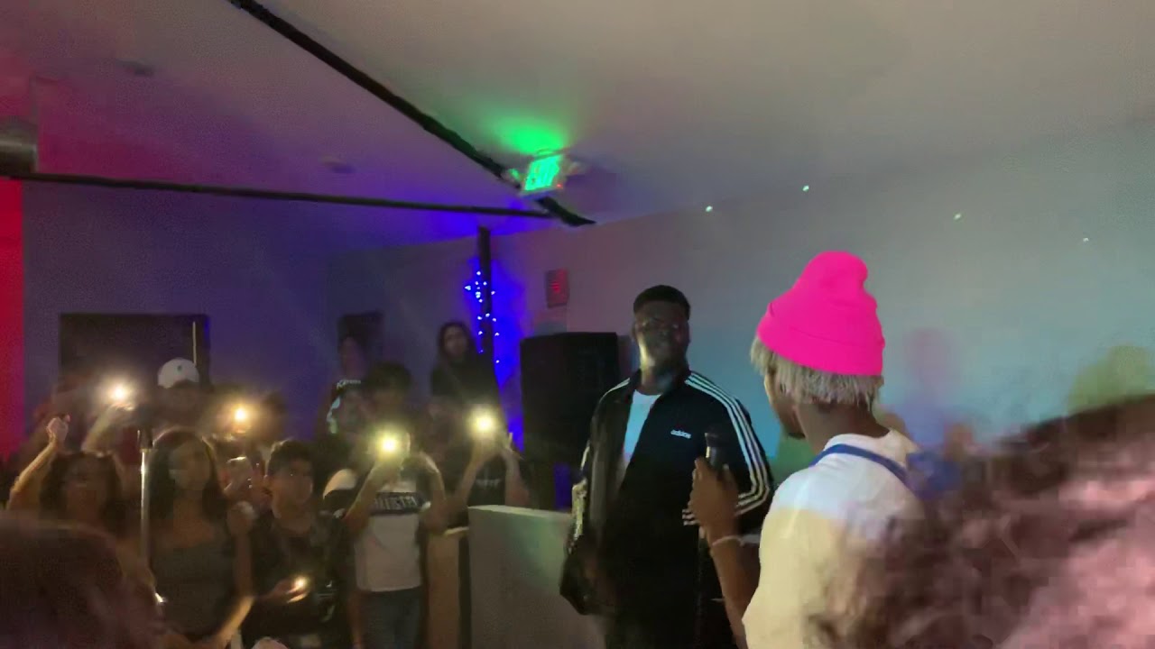 Haroinfather - ️Mixed Feelings ️ *LIVE PERFORMANCE* - YouTube