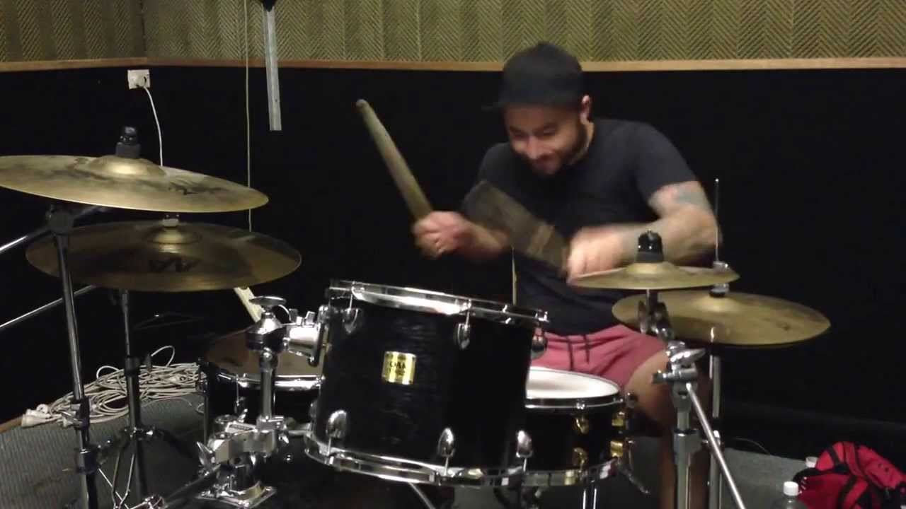 Matty P TV - Drumming up a groove - YouTube