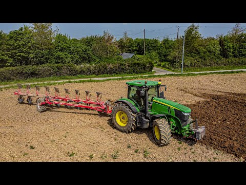 Laboure en 9 corps Gregoire et Besson + john Deere 7250r | CUMA de BAIS