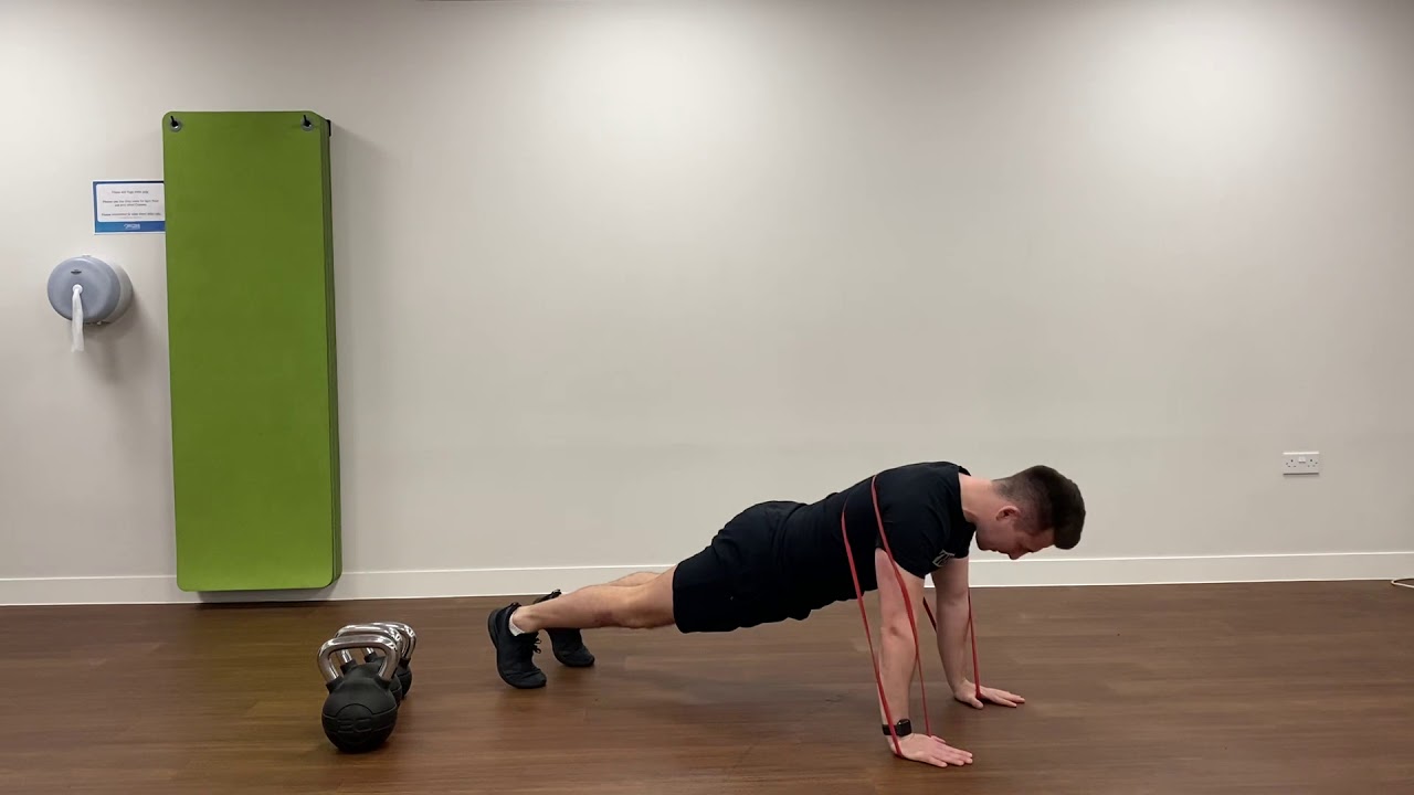 Band Push Up - YouTube
