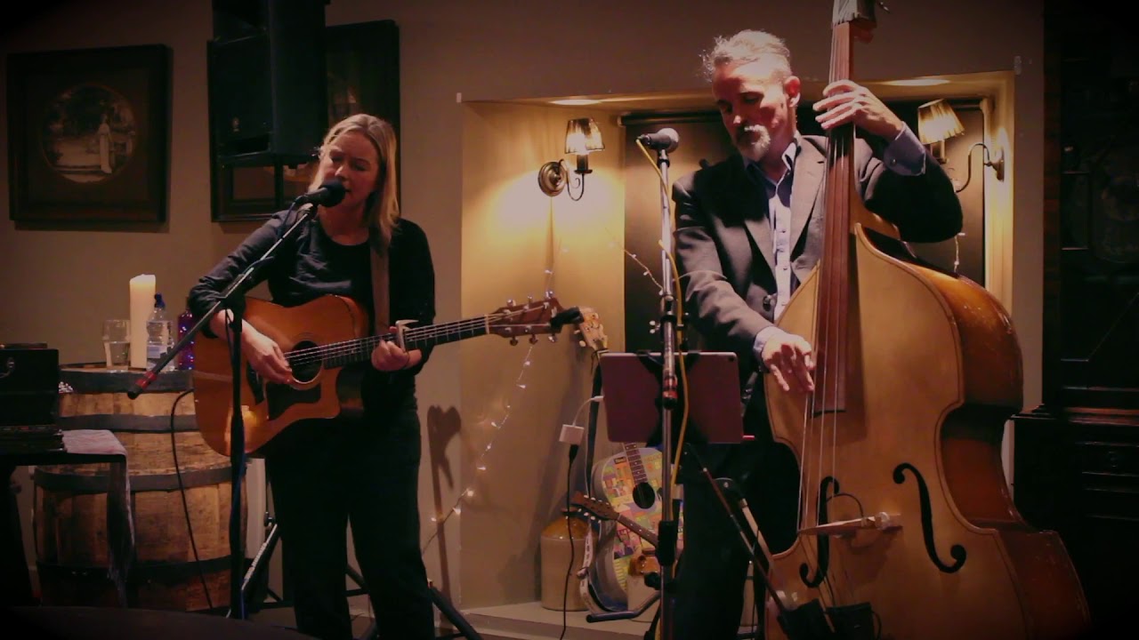 Sabrina Piggott performing ‘Lir’ - YouTube