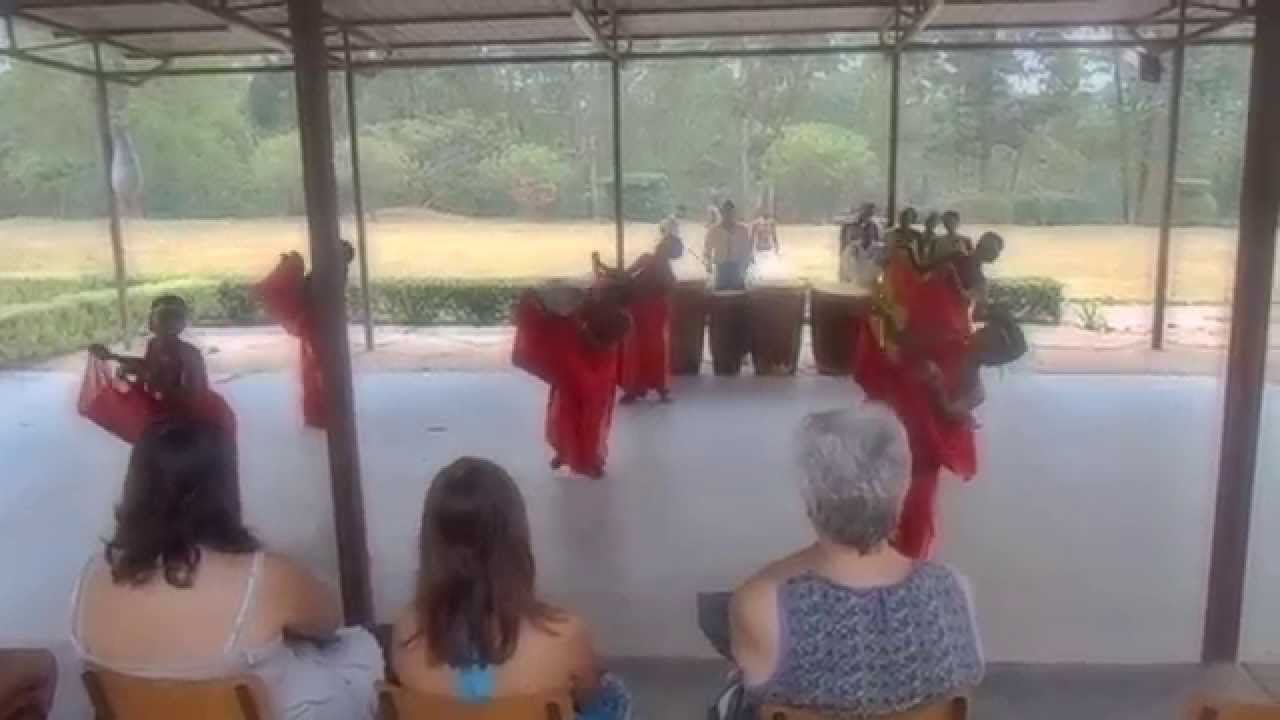 Akagoma n'Umushagiriro by Urugangazi Ballet - YouTube