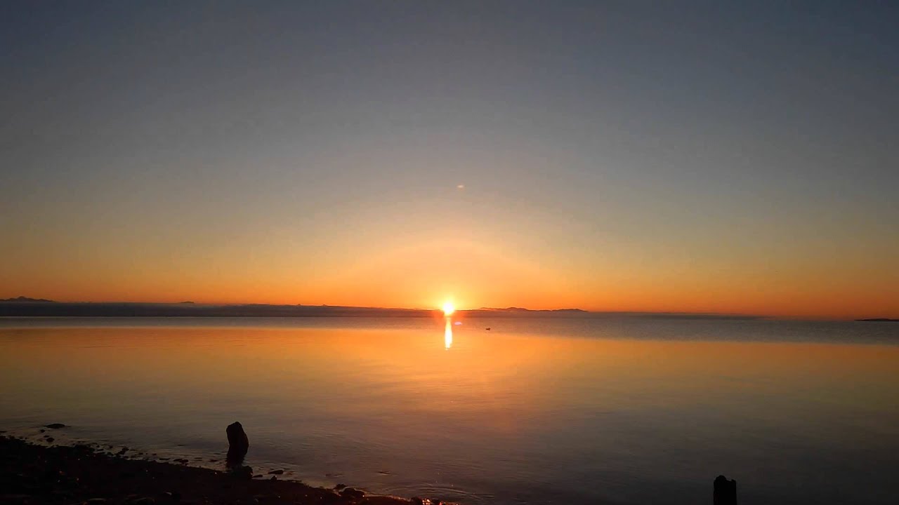 Moonrise & Sunrise - YouTube