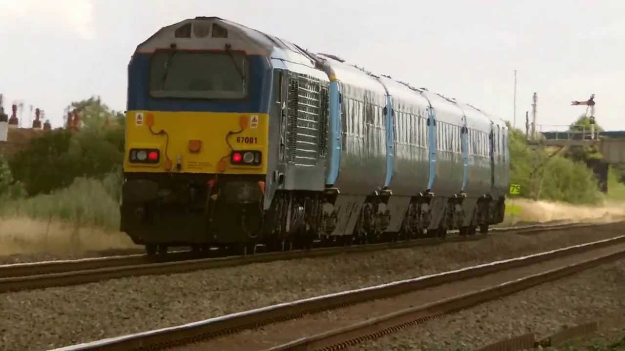 Prestatyn 3.8.2013 - Arriva Trains Wales DVT 82306 & Class 67 67001 ...