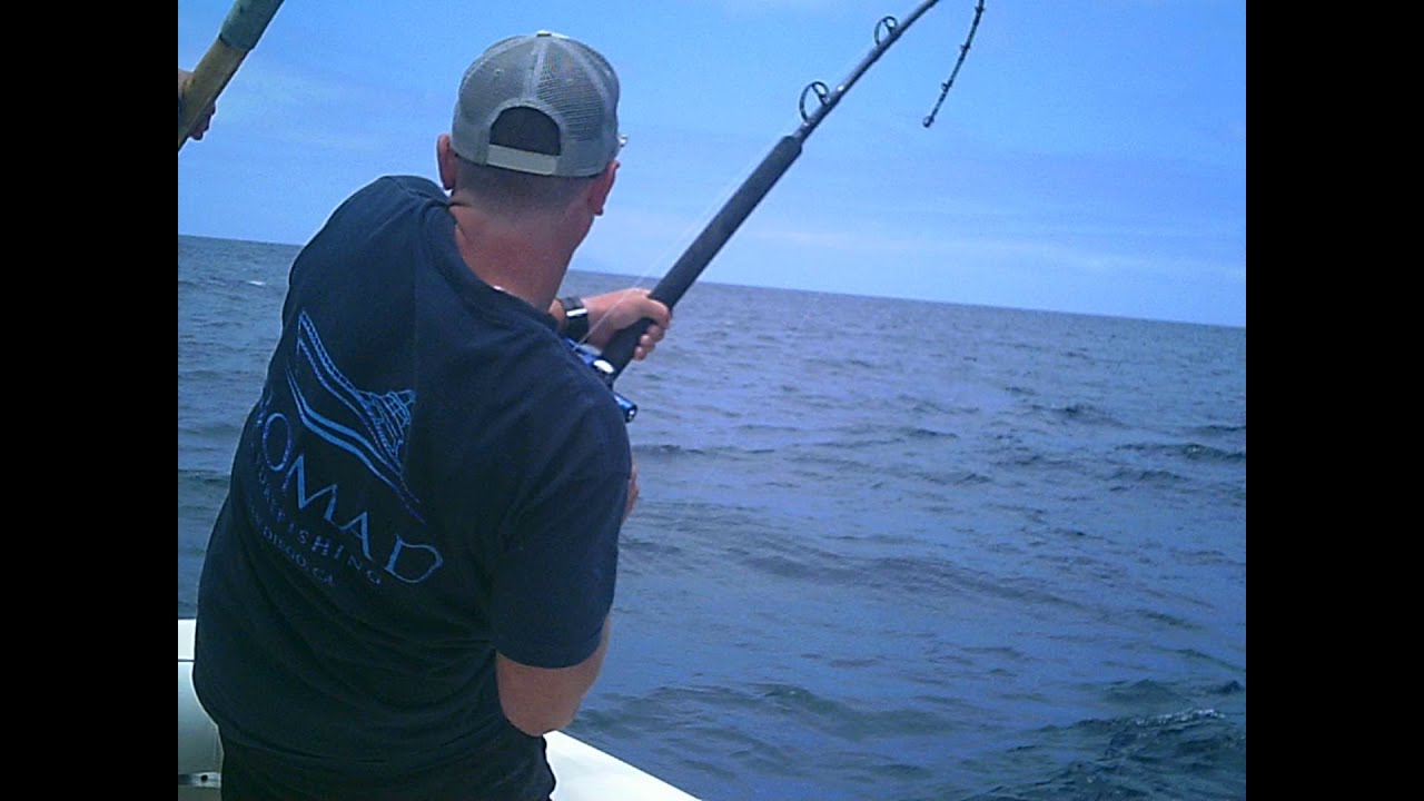 Gaff and Spiking a Bluefin - YouTube