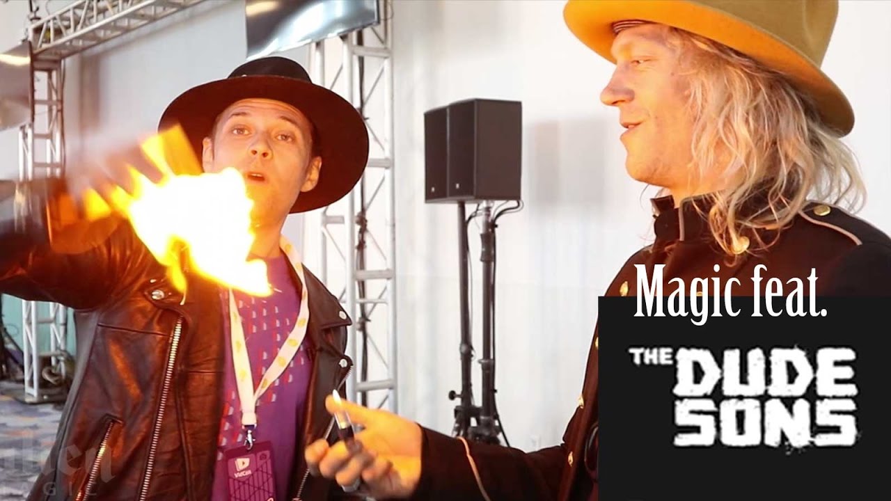 Burning money magic trick 🔥ft. the Dudesons-Julien Magic - YouTube