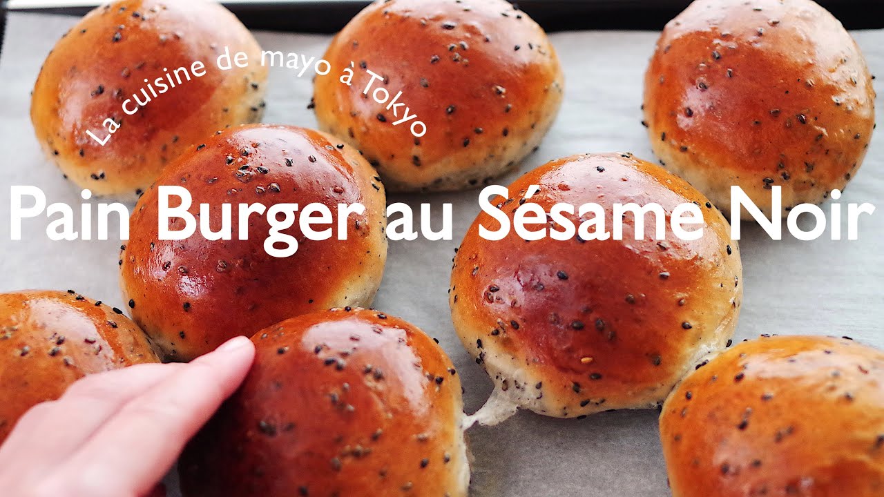 Recette de Pain Burger au Sésame Noir Hyper Moelleux! - YouTube
