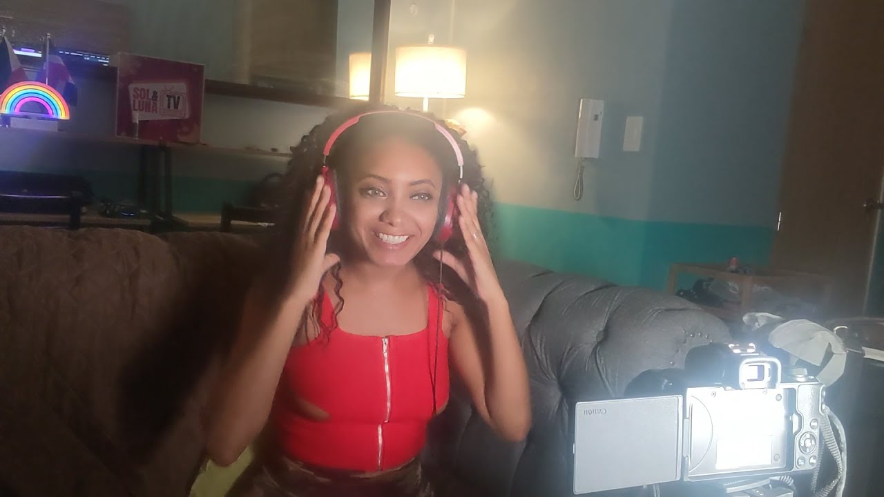Sol&Luna Log: Behind the Scenes of Luna's Twitch Stream In The ...