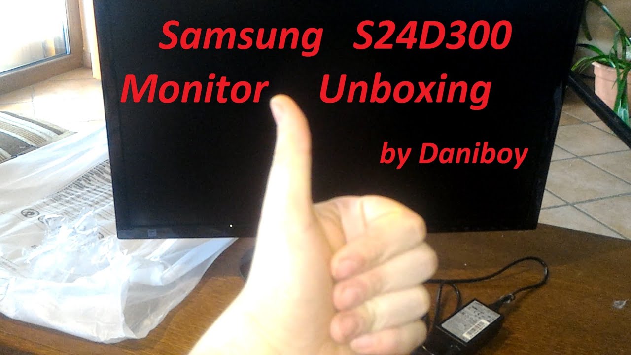 Samsung S24D300 FullHD Monitor Kicsomagolás - YouTube