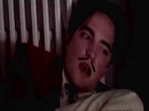 Robert Pattinson Being HILARIOUSS ;D