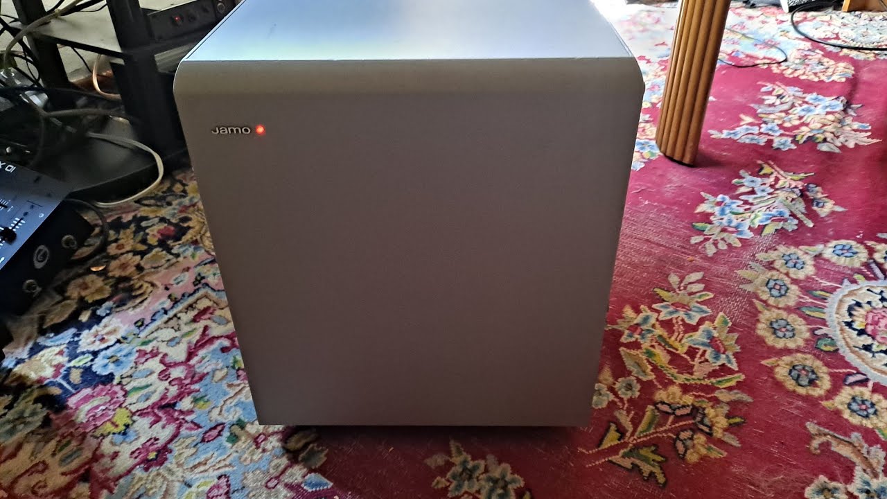 Jamo A3SUB.3 10" 100-Watts Powered Subwoofer (Silver) - YouTube