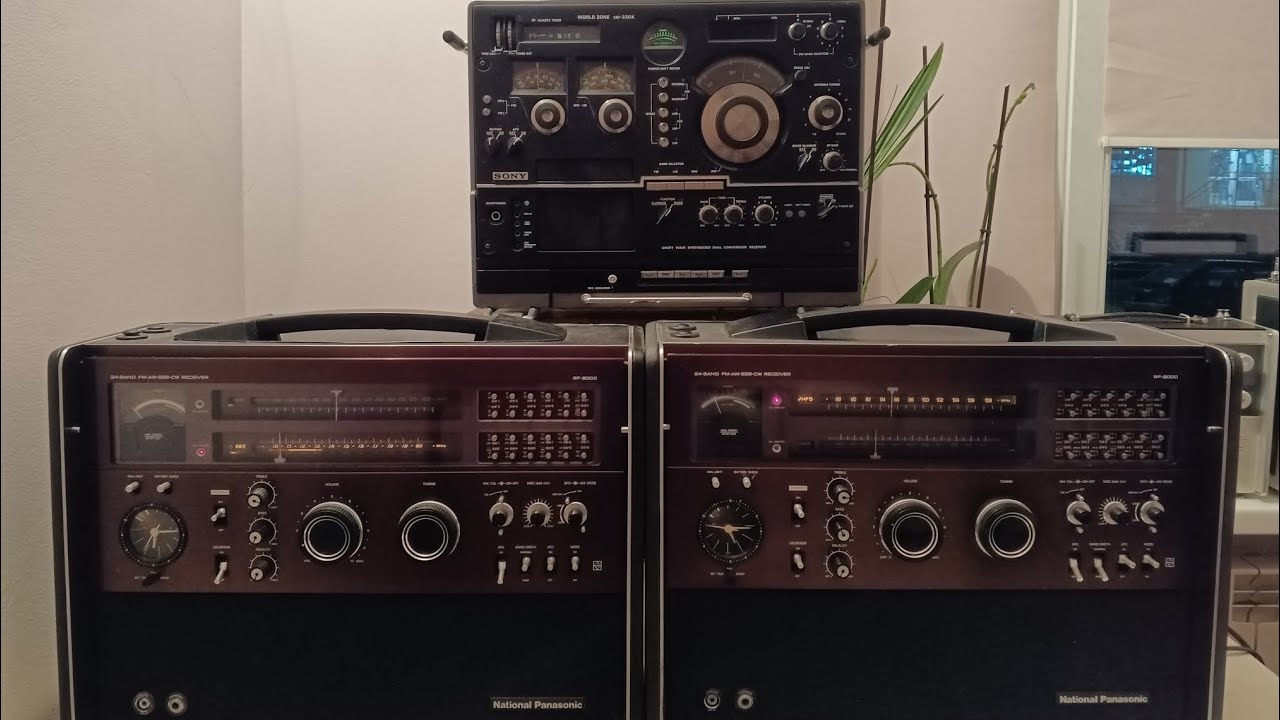 National Panasonic RF 8000 - YouTube