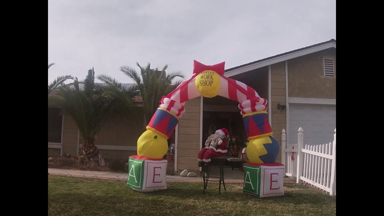 Christmas Inflatables and yard decorations - YouTube