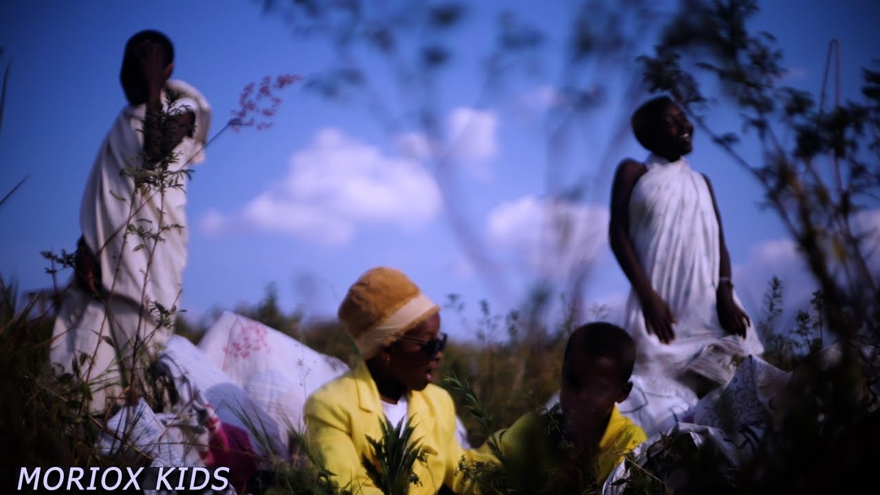 Butera Knowless - Tobora Official Video Dance - YouTube