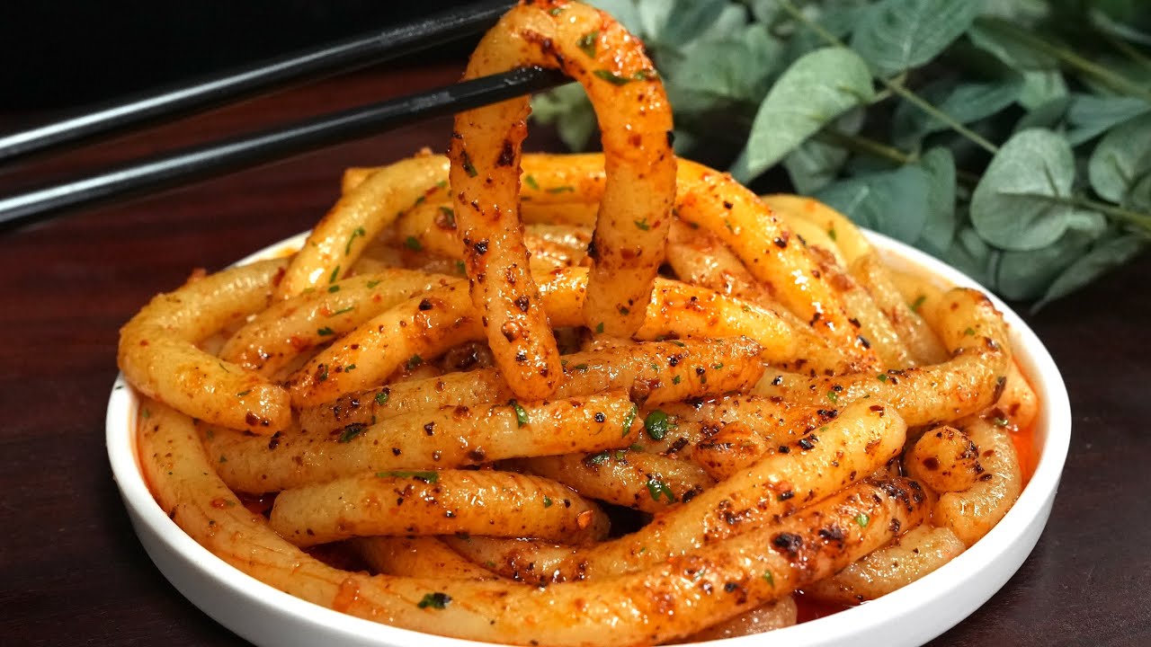 THICK Potato Noodles! Chewy Seasoned Garlic Potato Recipe - YouTube