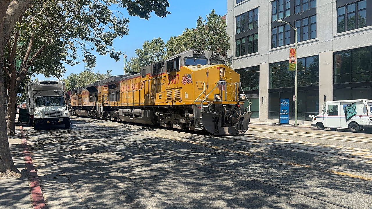 The Union Pacific (IOANP) With UP #8388 & #1988 The Katy Street Running ...