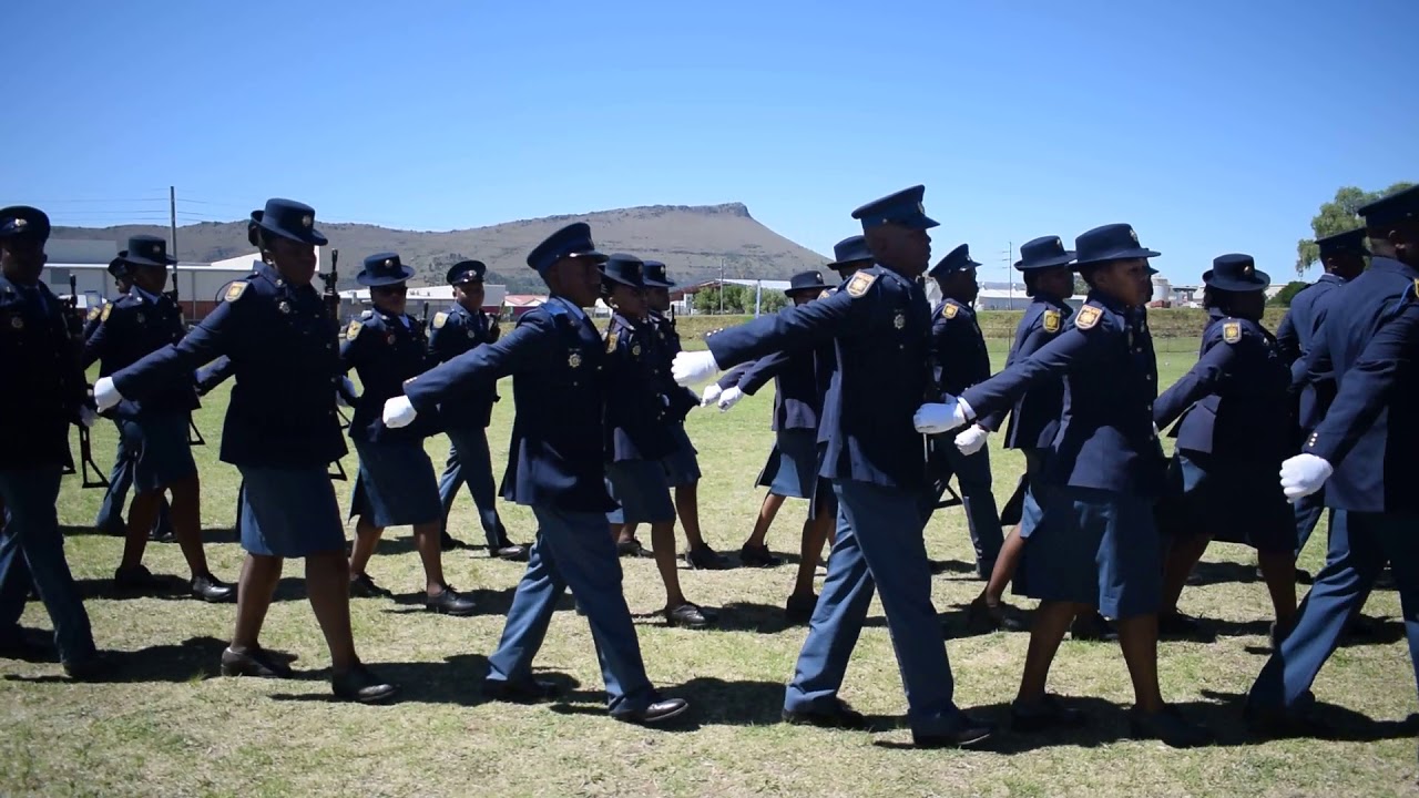 Watch SAPS parade - YouTube