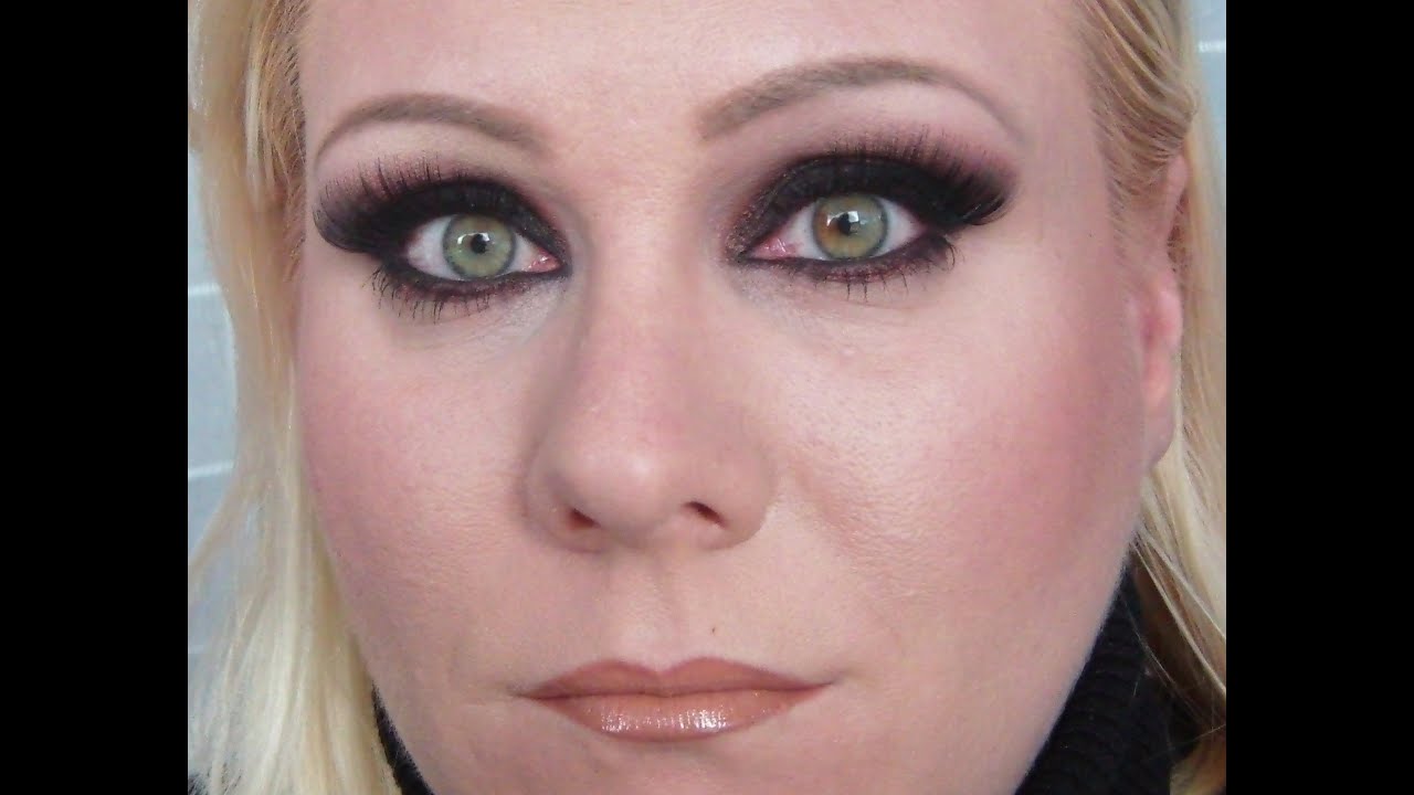 Smokey Eye Series Classic Smokey Eye Makeup Tutorial Youtube