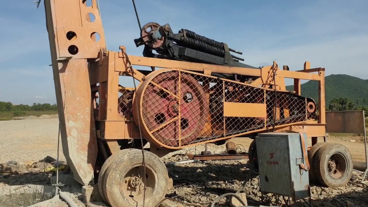 Technique បច្ចេកទេសបុកគ្រឹះរបស់ចិន ប្រើទឹកដើម្បីជីកដី - Pile Digging ...