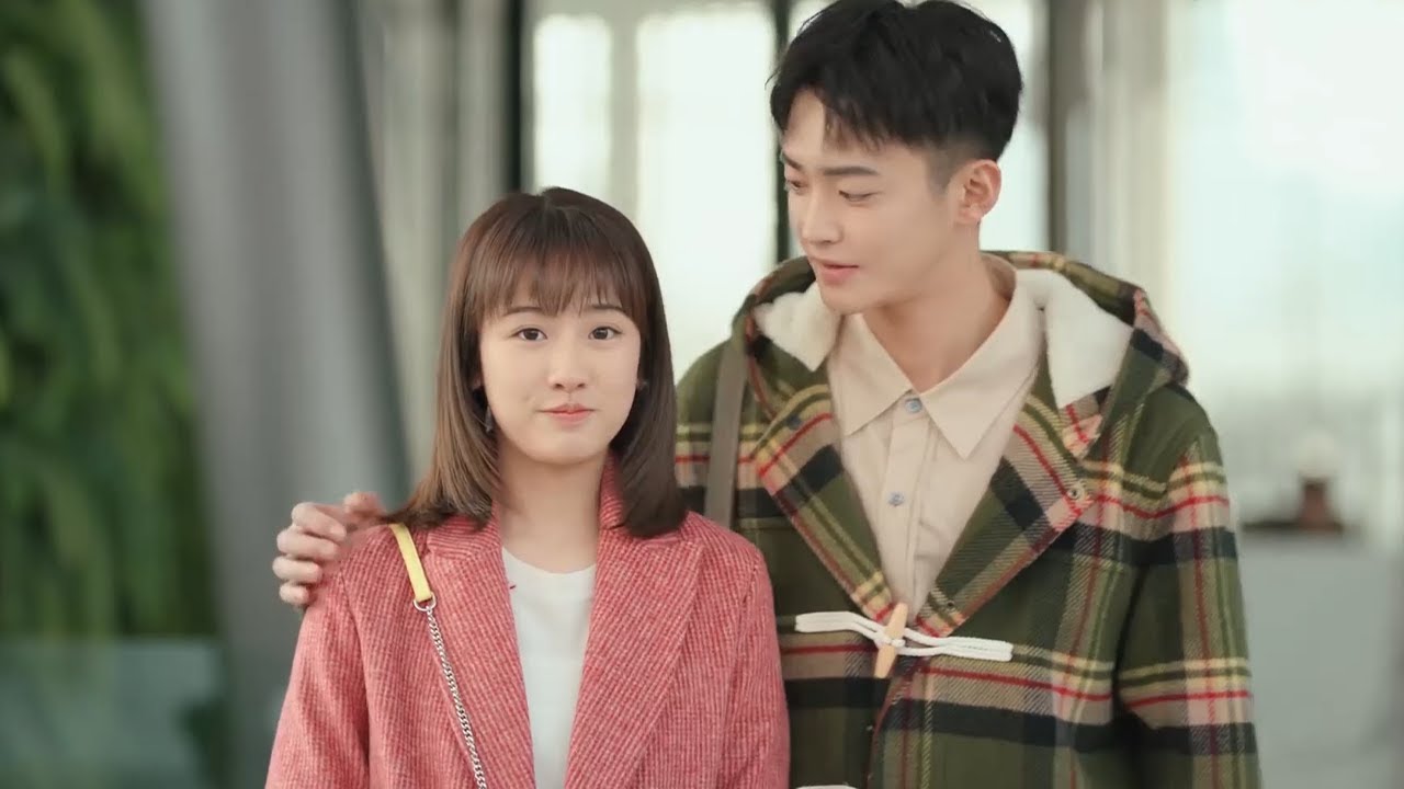 Seeing love rival holding his ex-girlfriend, how would Bossy President ...