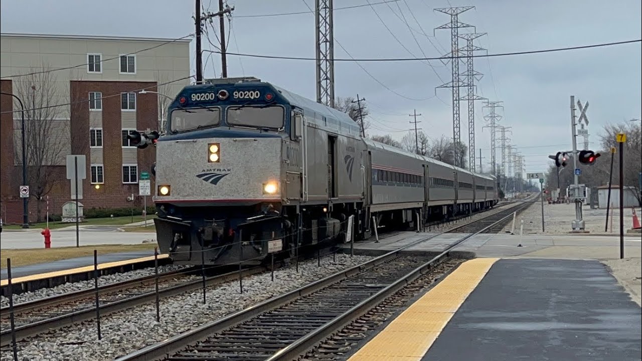 Amtrak 90200 NPCU leading a train at Morton Grove Illinois - YouTube