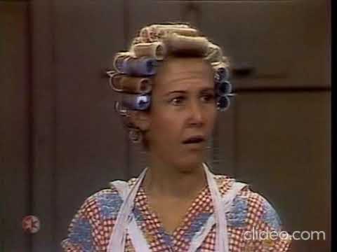 El Chavo Intro de 1975 - YouTube