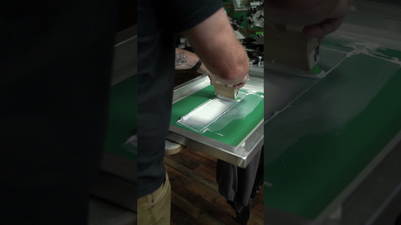 2 Different ways to Screen Print On Long Sleeves #shorts - YouTube