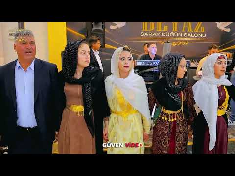 Fener Ailesi - Kübra & Mehmet Ali - Part 3 Beyaz Saray Foto güven
