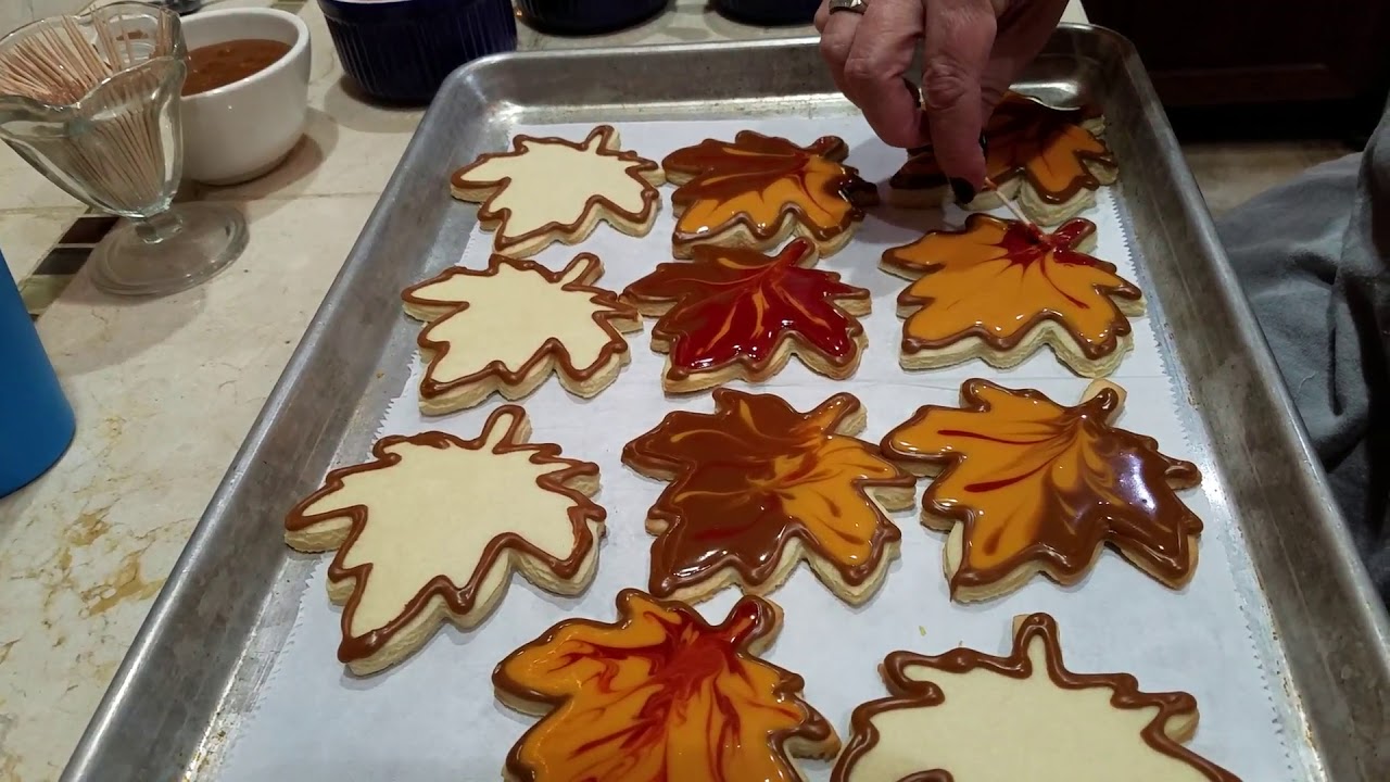 Maple Leaf Sugar Cookies - YouTube