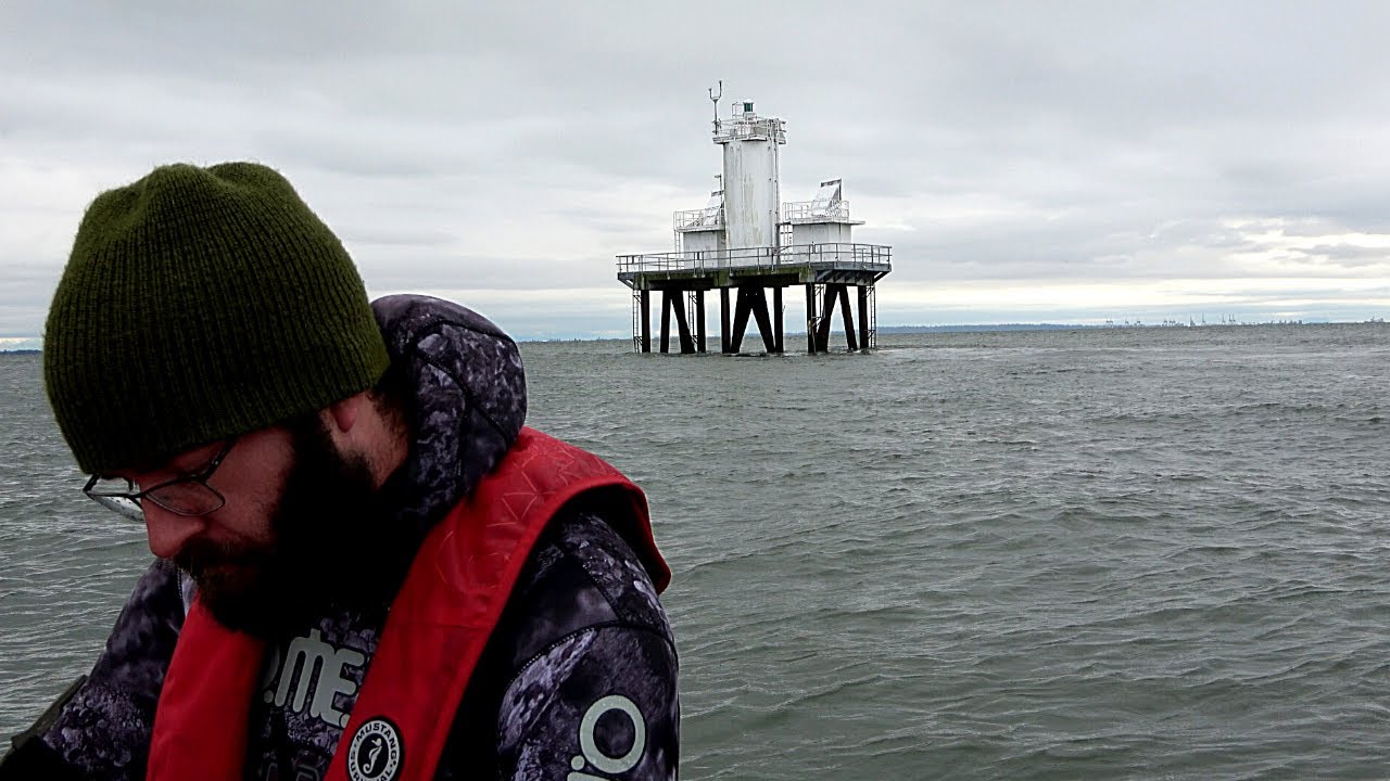 Freediving Sand Heads? | Exploring Ladner, British Columbia - YouTube