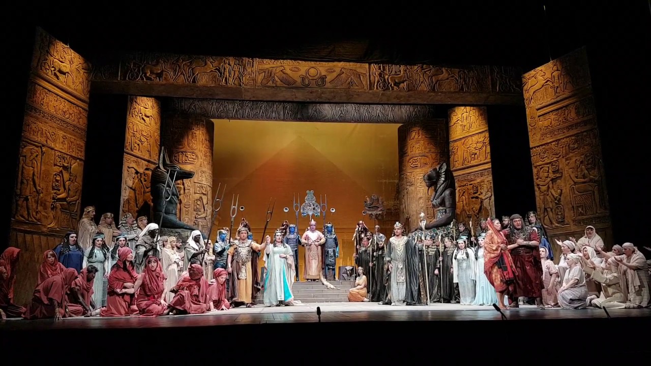 Aida Act II Trumphal Final by Georgian Opera Singers - YouTube