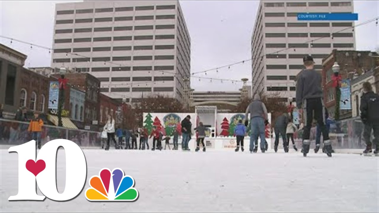 Holidays on Ice skating rink starting to go up in Market Square - YouTube