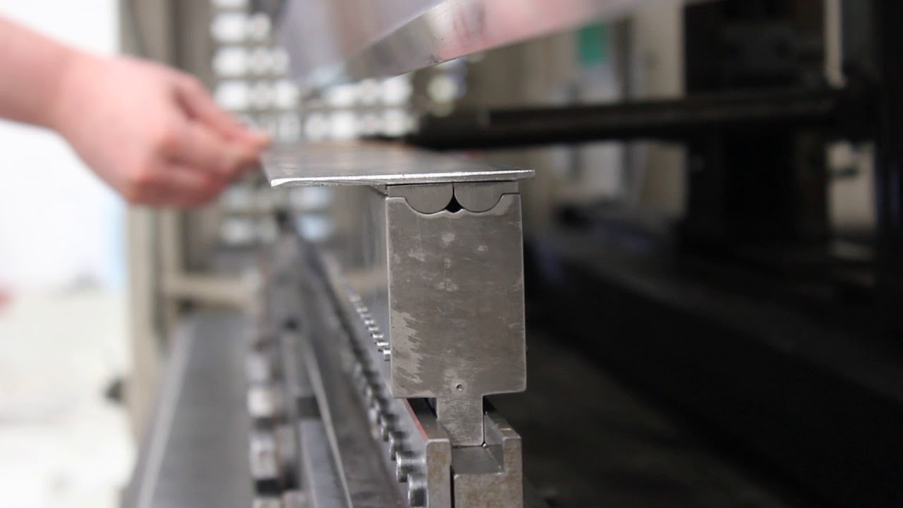 Rolla-V dies are standard for all popular clamping. - YouTube