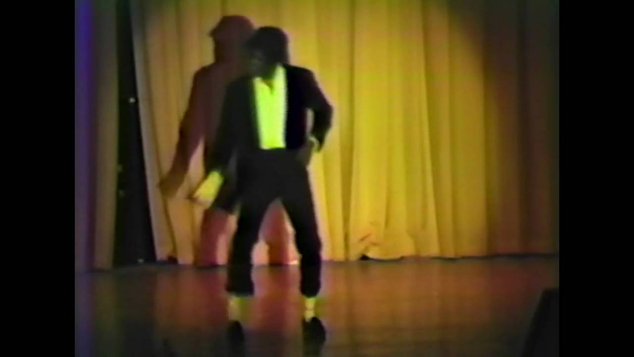 ken tolbert as michael jackson - 1984 - YouTube